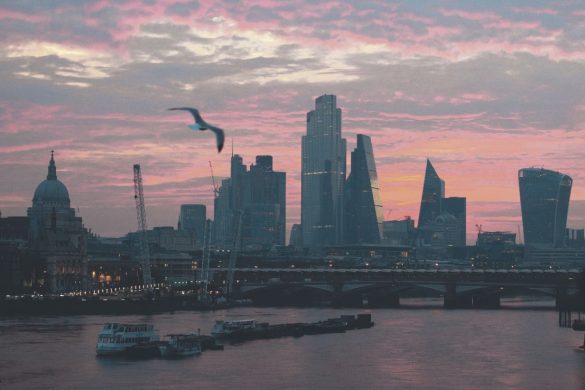 Reeves confirms ‘temporary support’ for pubs amid row over misleading ...